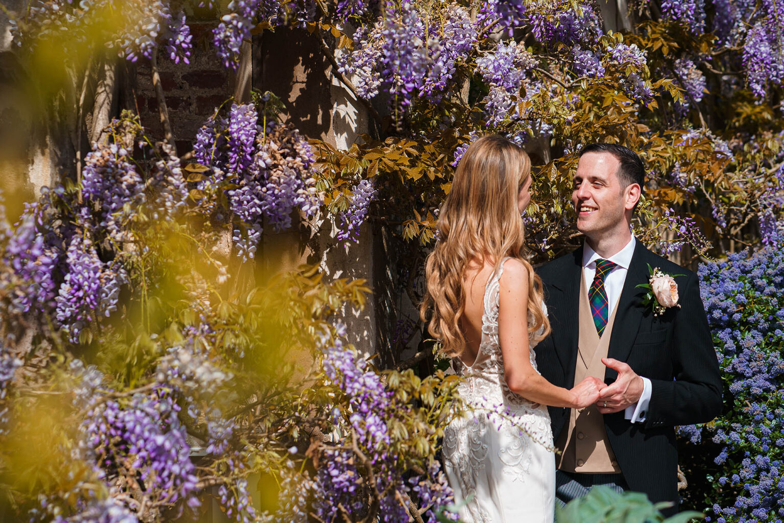 Amie & Andrew's wisteria wedding at Pencarrow, with Tracey Warbey ...