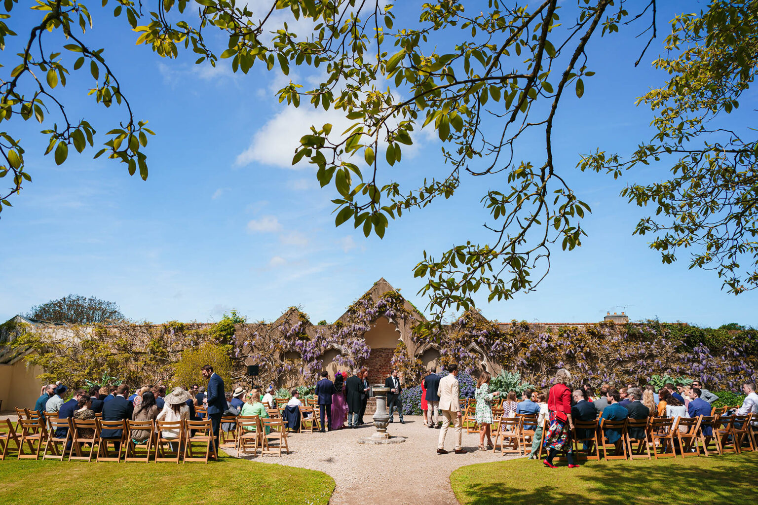 Amie & Andrew's wisteria wedding at Pencarrow, with Tracey Warbey ...