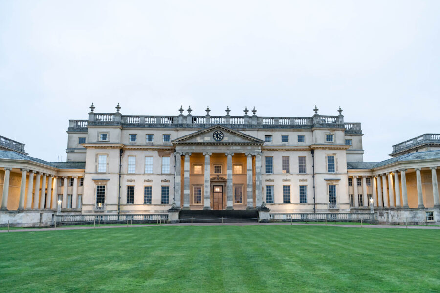 Luxury Spring Wedding Inspiration at the iconic Stowe House - English ...