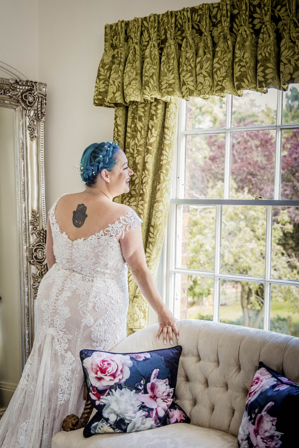 Jamie & Luke's amazing festival wedding, with Amie Seal Photography ...
