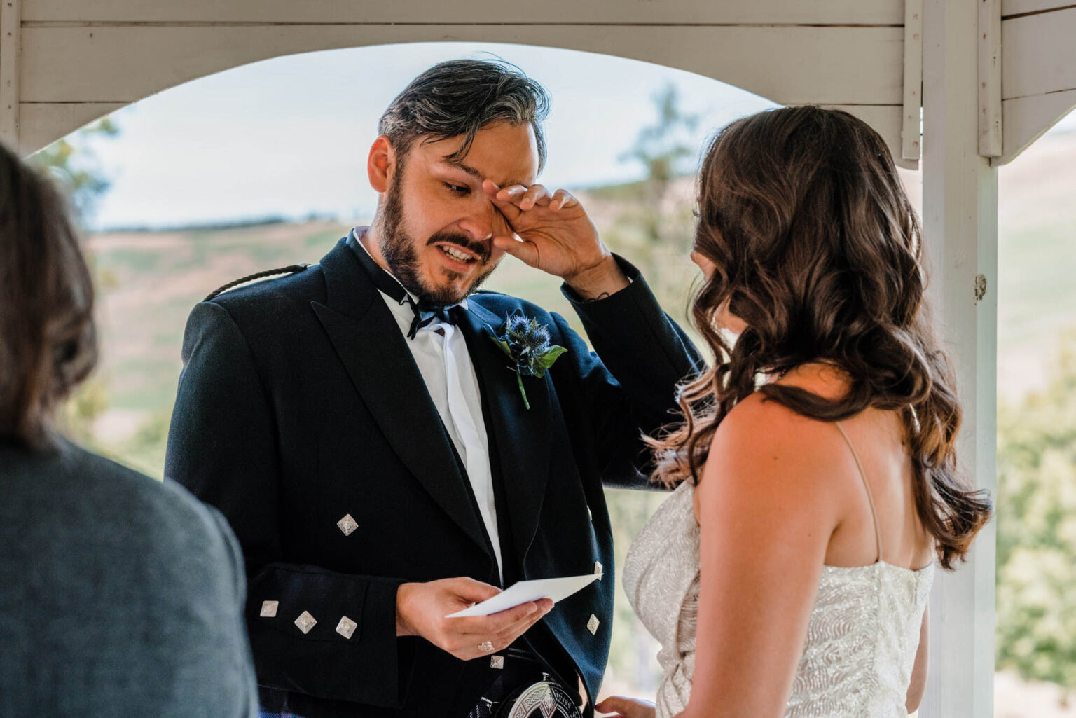 The importance of capturing emotion on your wedding day - English Wedding