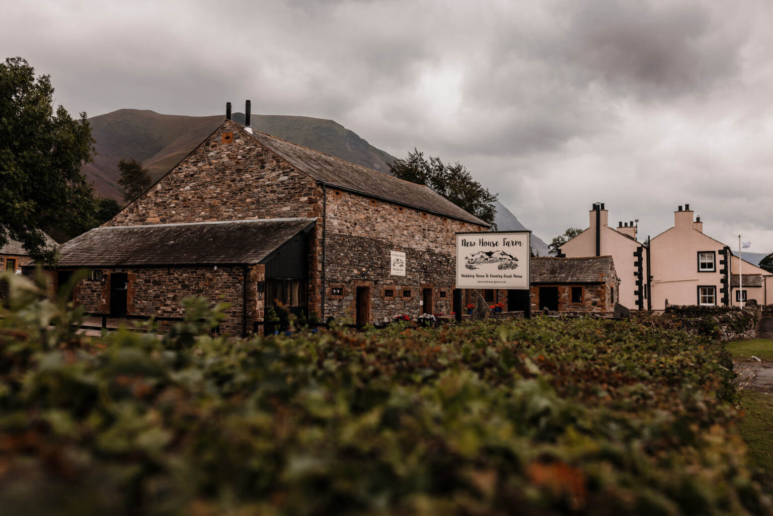 Leanne & Callum's creative & DIY Lake District wedding, with Tom ...