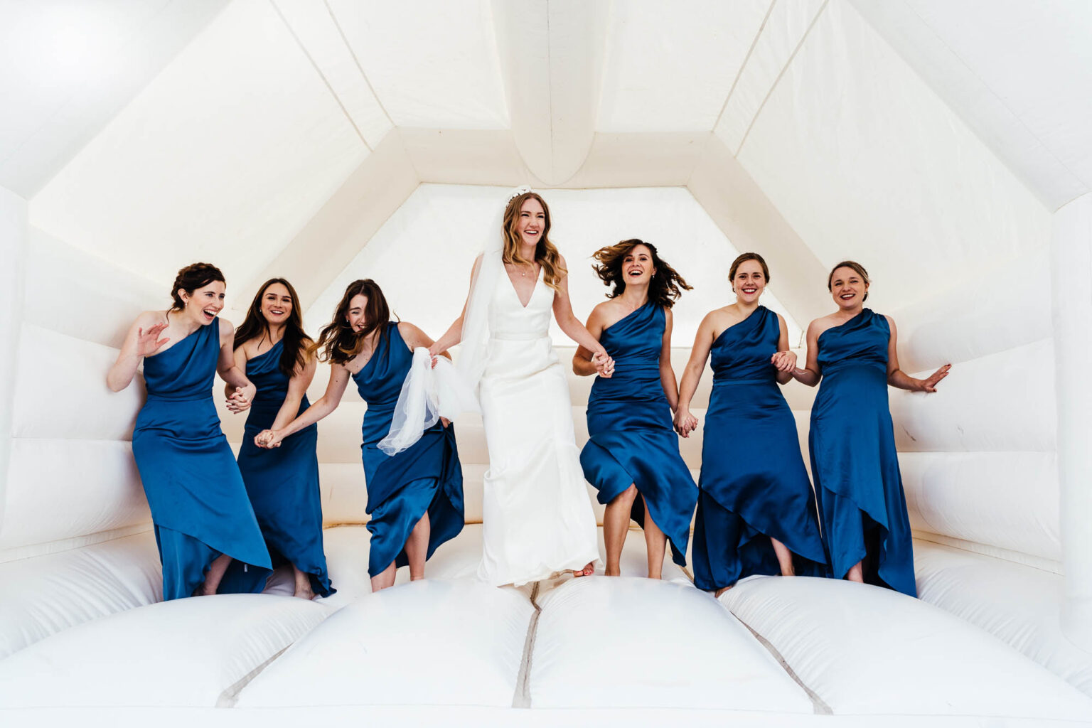 15 NEW ideas to shake up your wedding entertainment! - English Wedding