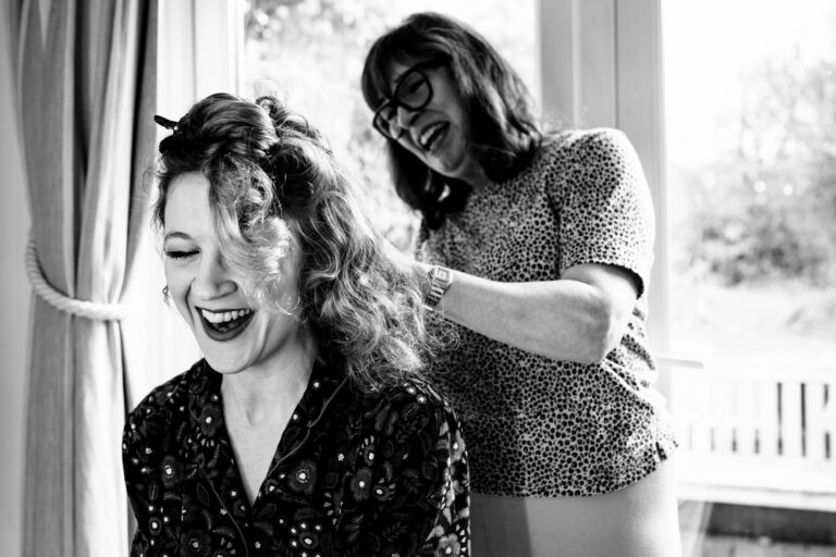 Flo & Ben's classic & timeless Rothamsted Manor wedding, with Tori ...