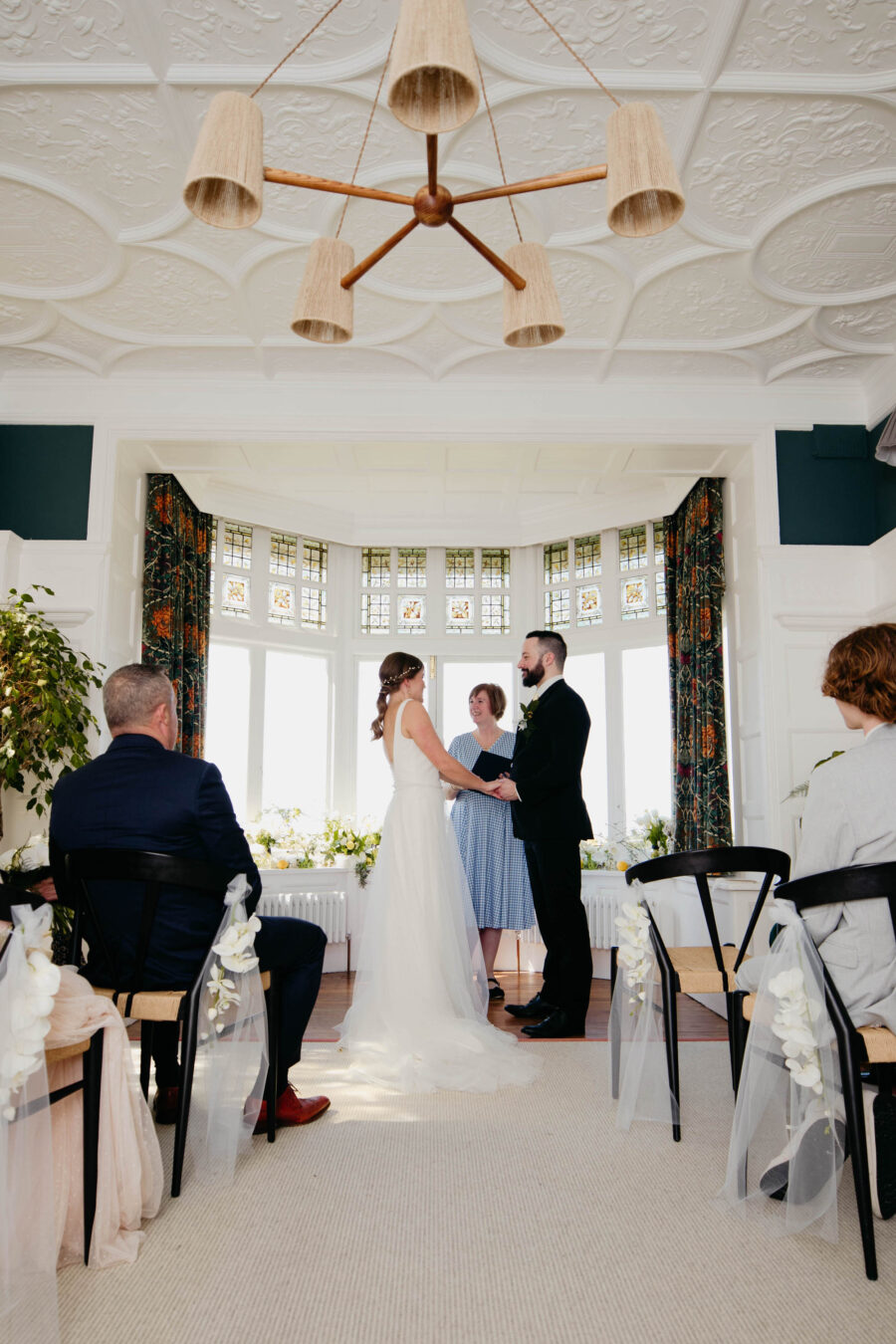The Victorian Seaside: Perfect for your Intimate Wedding - English Wedding