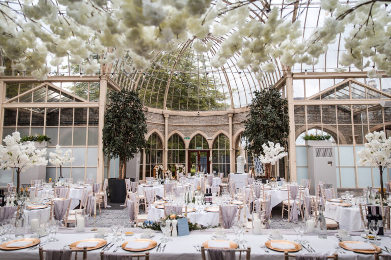 10 amazing locations to get married in England - English Wedding