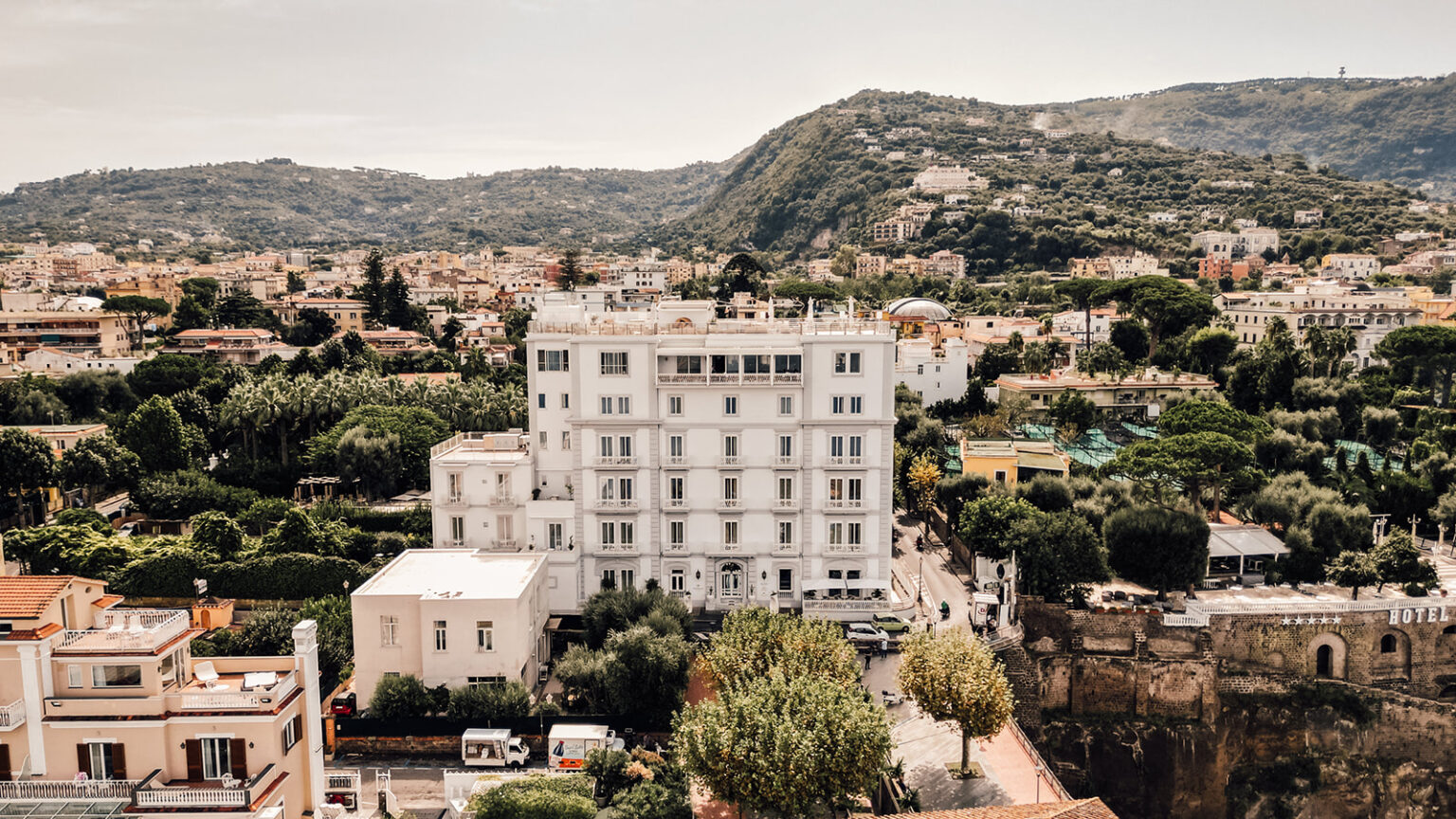 Eleanor & Tom's magical Sorrento wedding, with Joss Denham Photography ...
