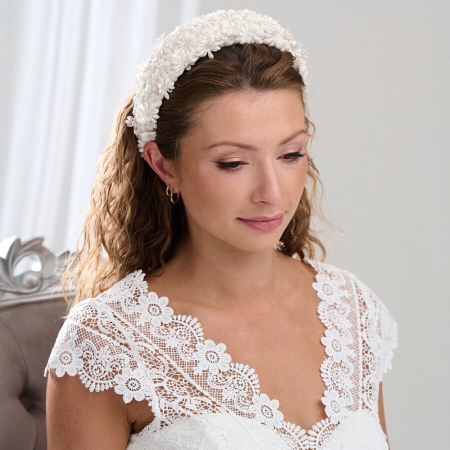 10 Boho-Inspired Bridal Hair Accessories for an Effortlessly Romantic ...