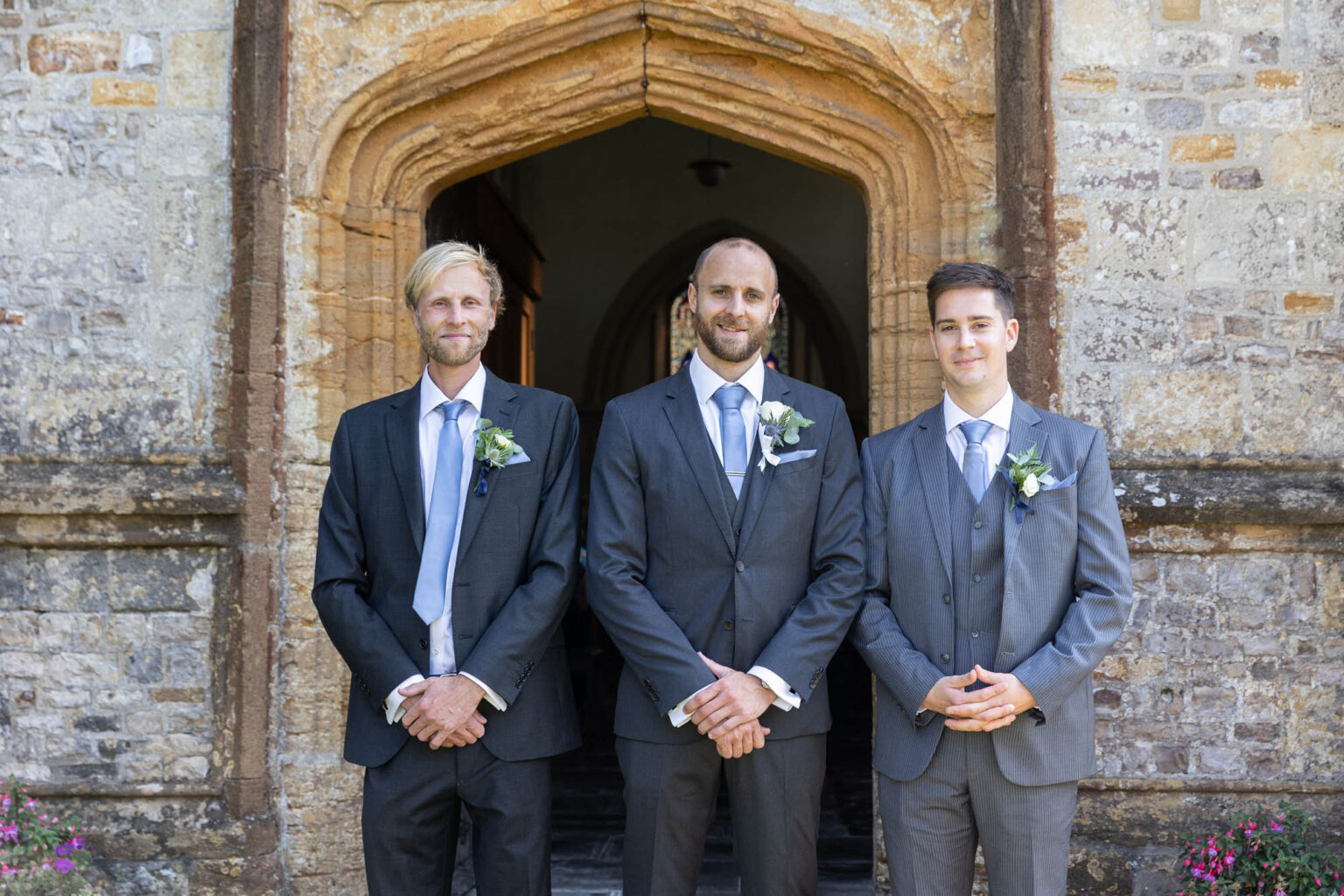 Emma & Matt's Burrow Farm Gardens wedding, with Snapdragon Photography ...