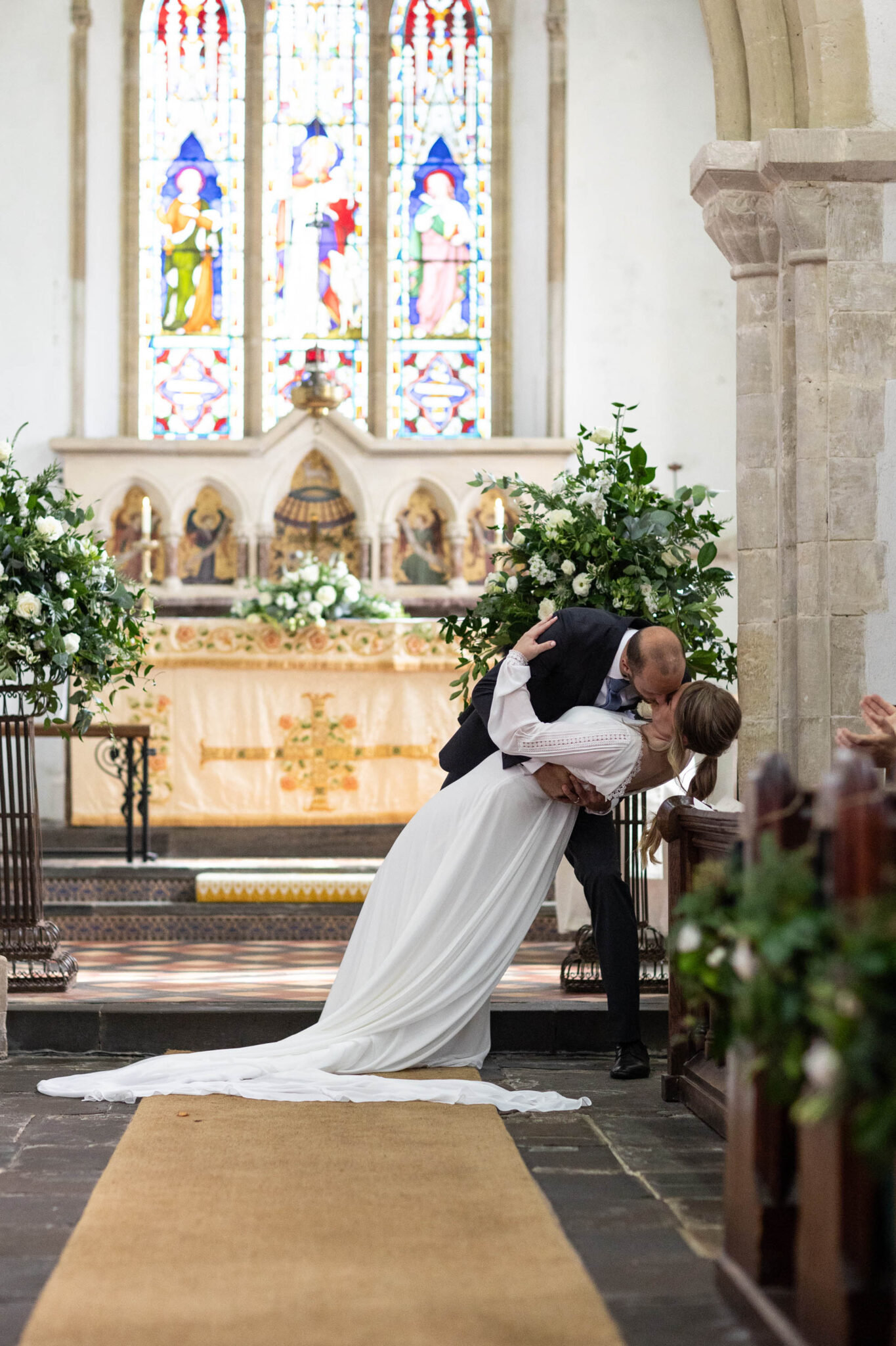 Emma & Matt's Burrow Farm Gardens wedding, with Snapdragon Photography ...