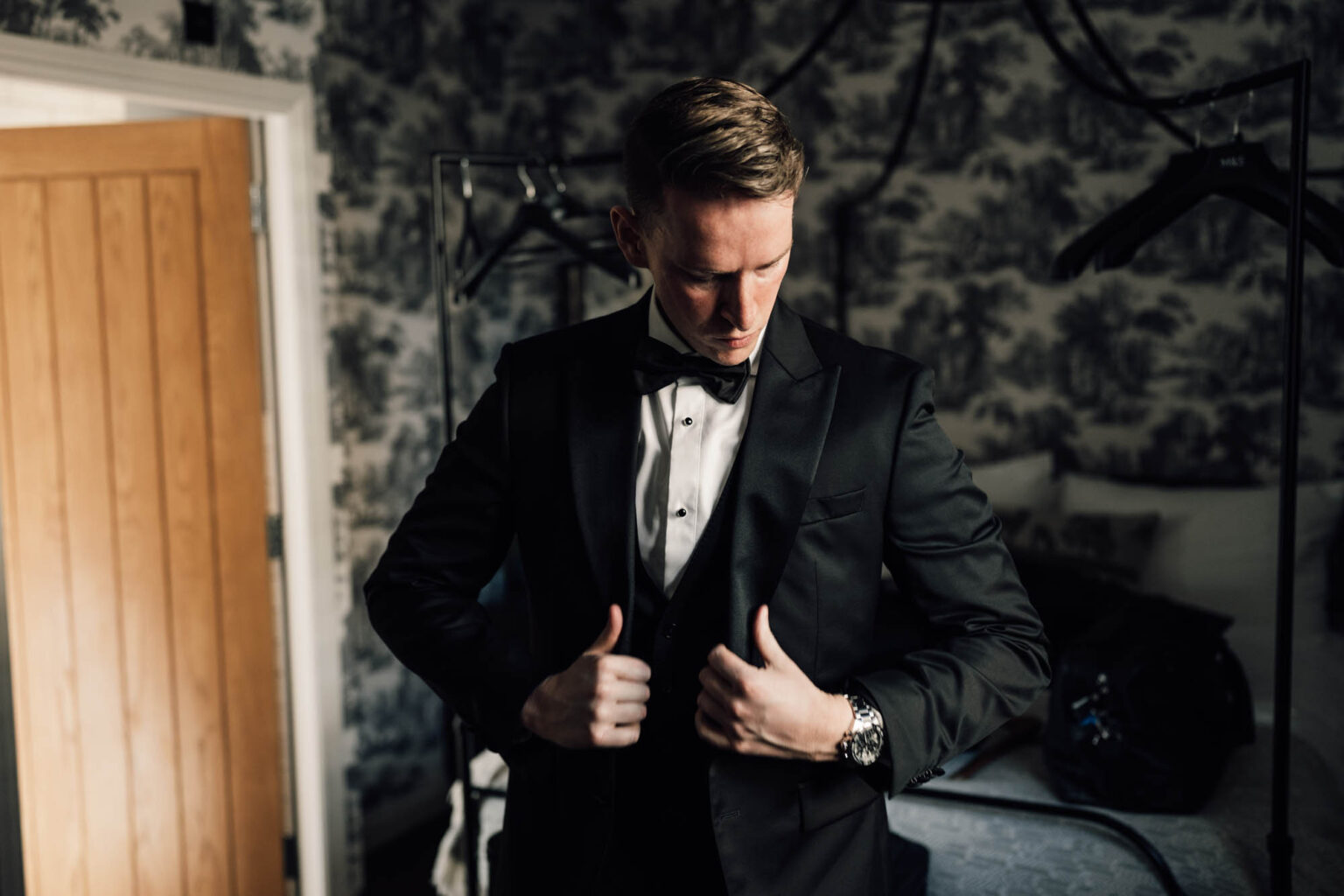 Adam & Jessica's elegant wedding in Lindley, with Joss Denham ...