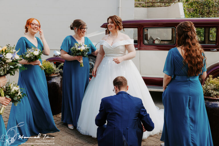 Emily & Jon's gorgeous clifftop wedding in Cornwall, with Hannah Timm ...