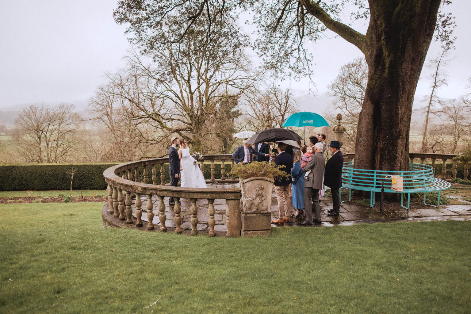Catrin & James's graceful and beautiful Welsh wedding, with Fox & Bear ...