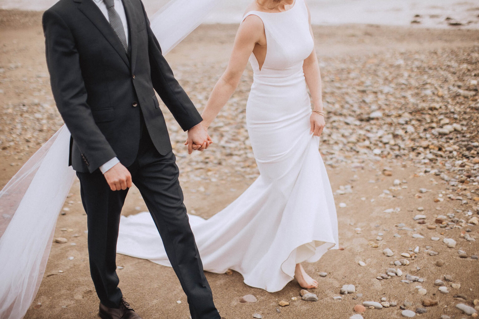 Catrin & James's graceful and beautiful Welsh wedding, with Fox & Bear ...