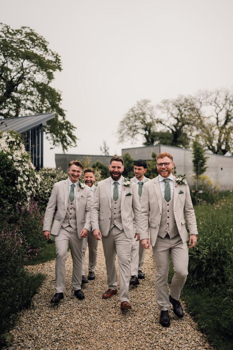 Natural, relaxed and beautiful - Georgia & Josh's Newton Hall wedding ...
