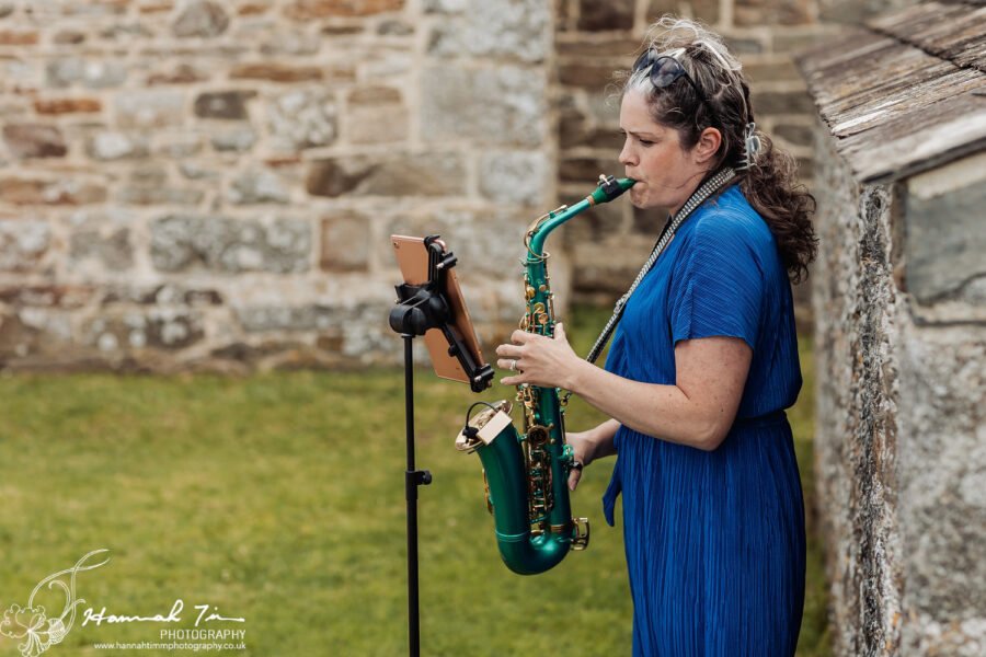 Hannah & Sam's laid back countryside wedding in Cornwall, with Hannah ...