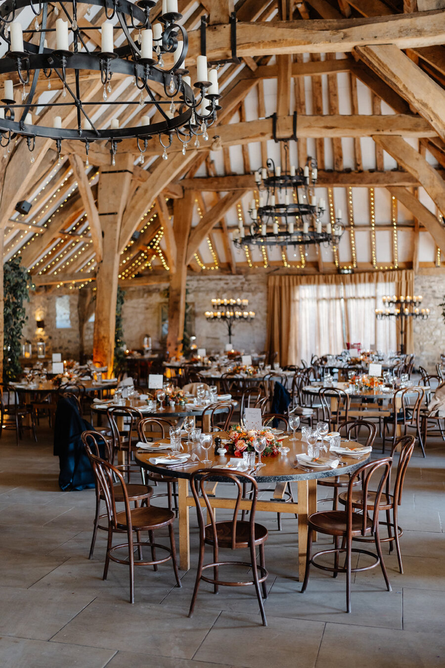 Sarah & Tom's beautiful Yorkshire barn wedding, with Joss Denham ...