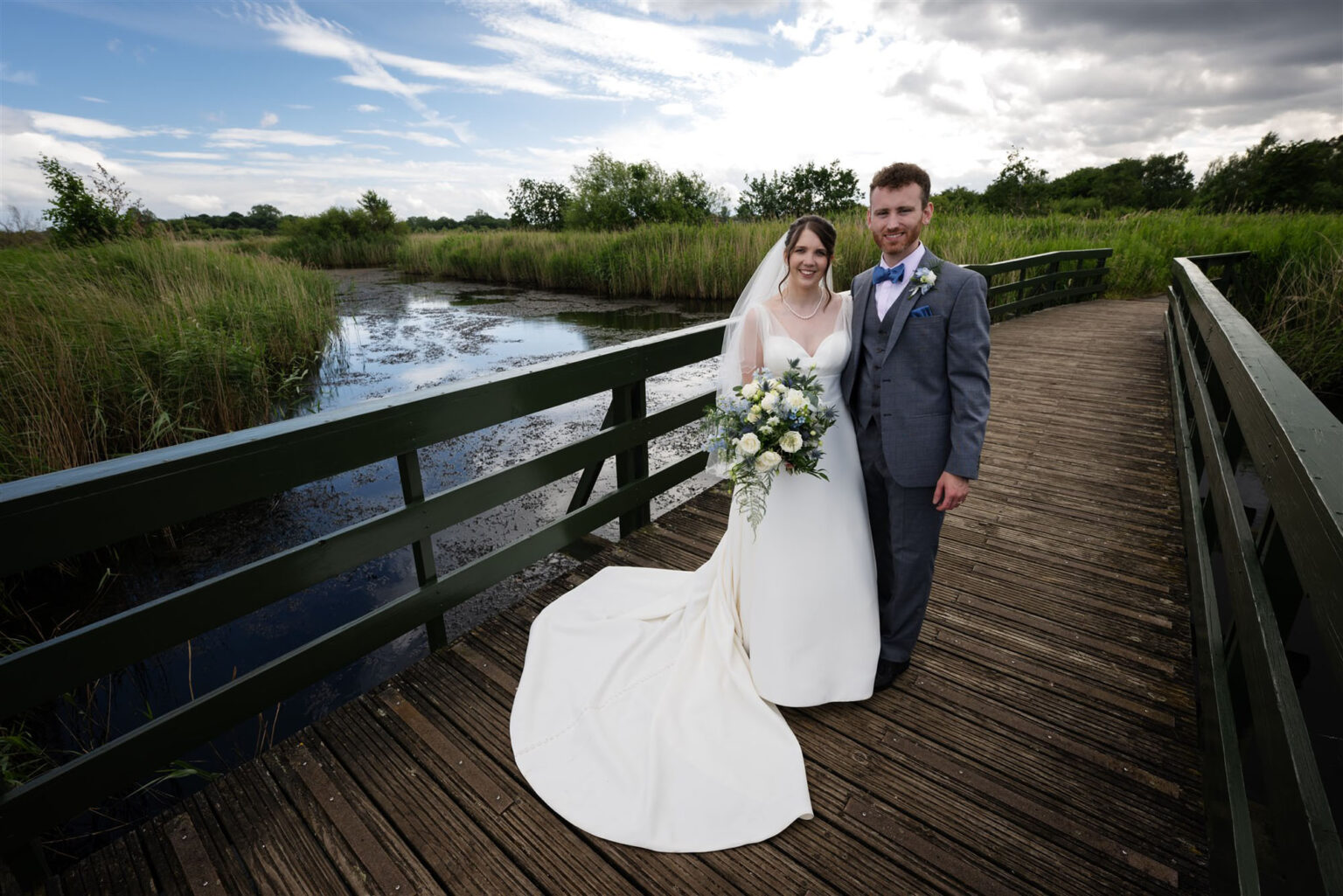 Surrounded by nature: Emma & Jack's Wetland Centre wedding, with Andy ...