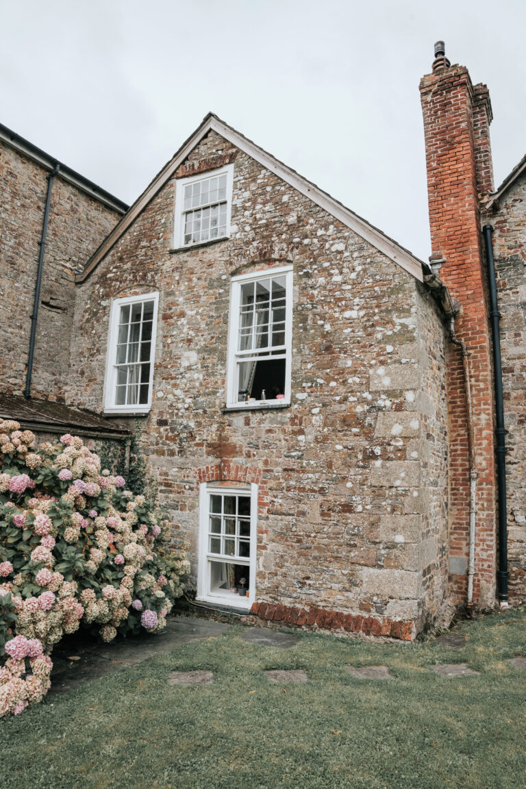 Sophie & Gareth's perfect Cornish wedding, with Melanie Barnfield ...