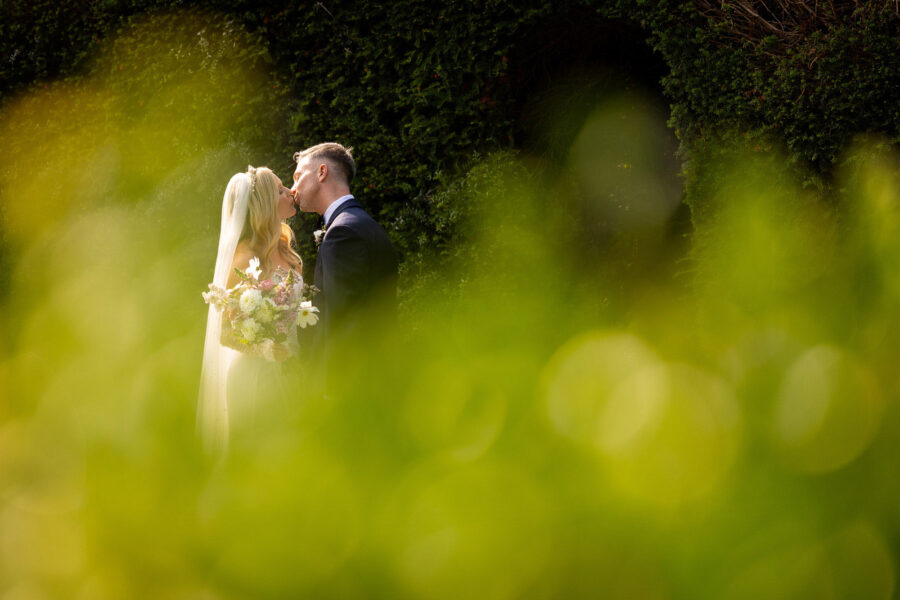 Izzy and Tom's beautiful Barley Wood wedding, with Martin Dabek ...