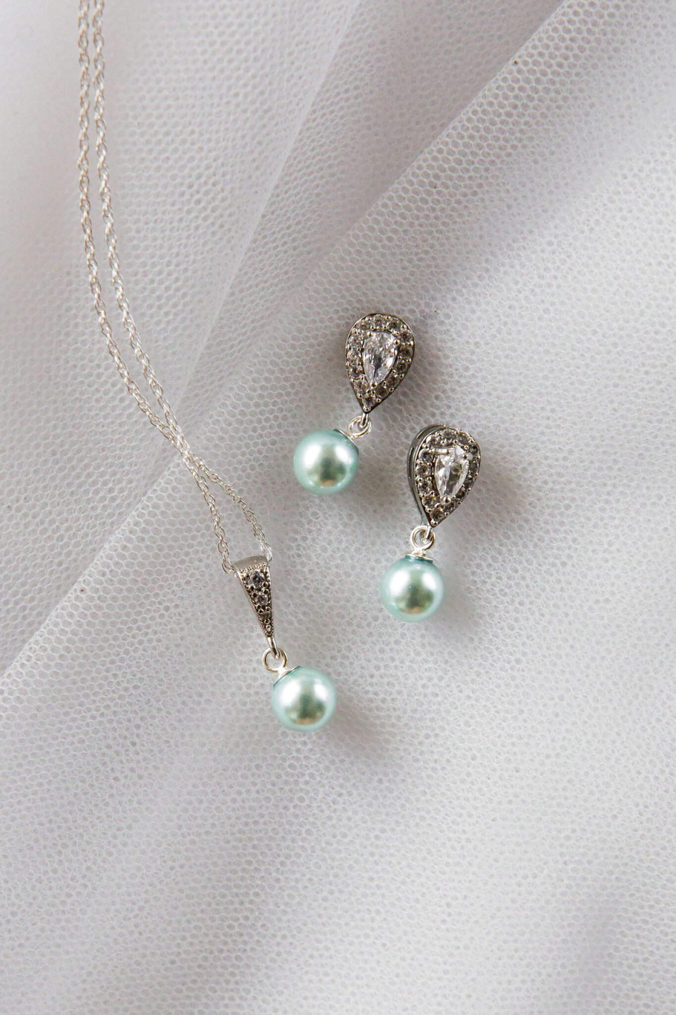 Something Blue – The Enchantment of a Baby Blue Winter Wedding ...